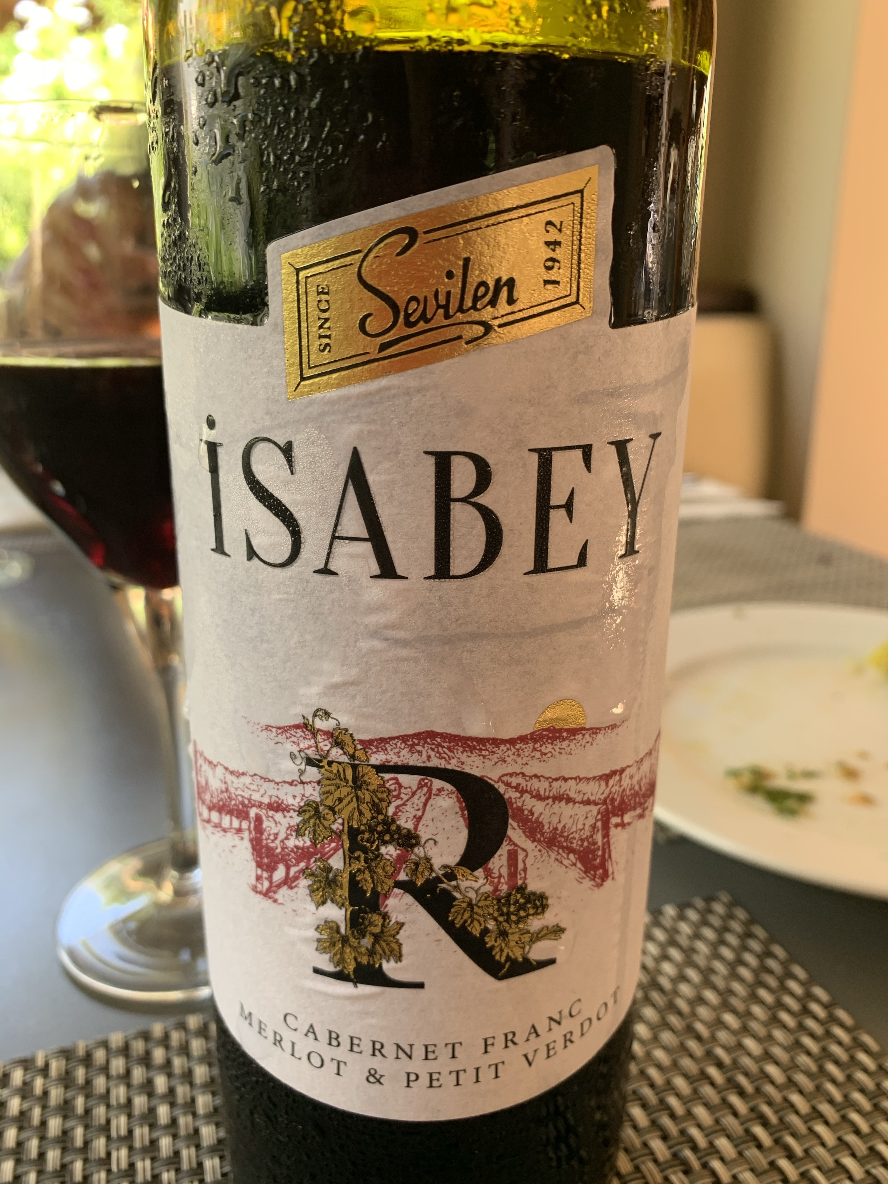 Sevilen Isabey R 2019